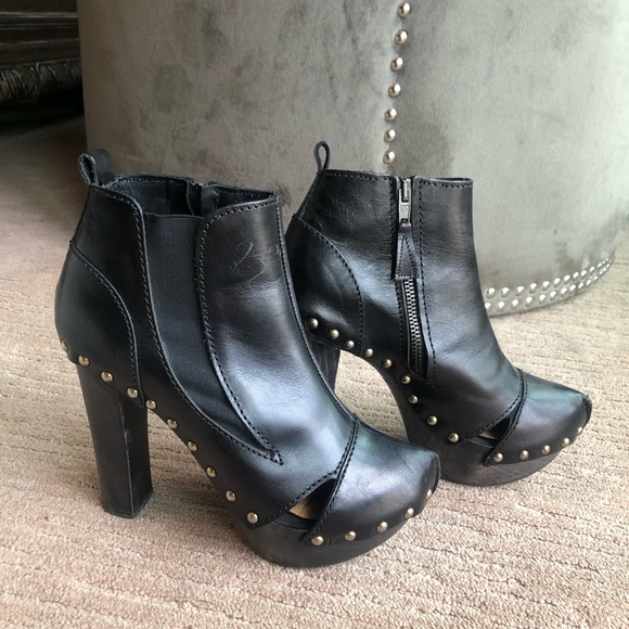 georgina goodman | Shoes | Wb Georgina Goodman Black Leather Ankle ...